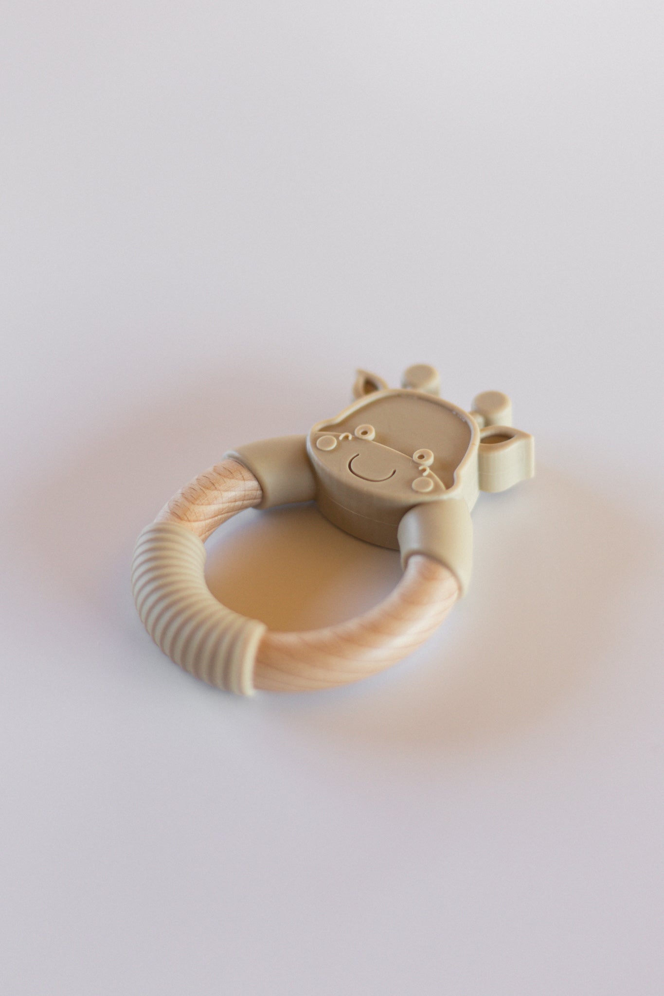 Linen Giraffe Teether – Classical Child